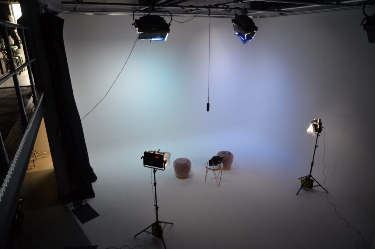 CYCLORAMA (Infinity Cove Wall) Studio London - Film, Video and Photography